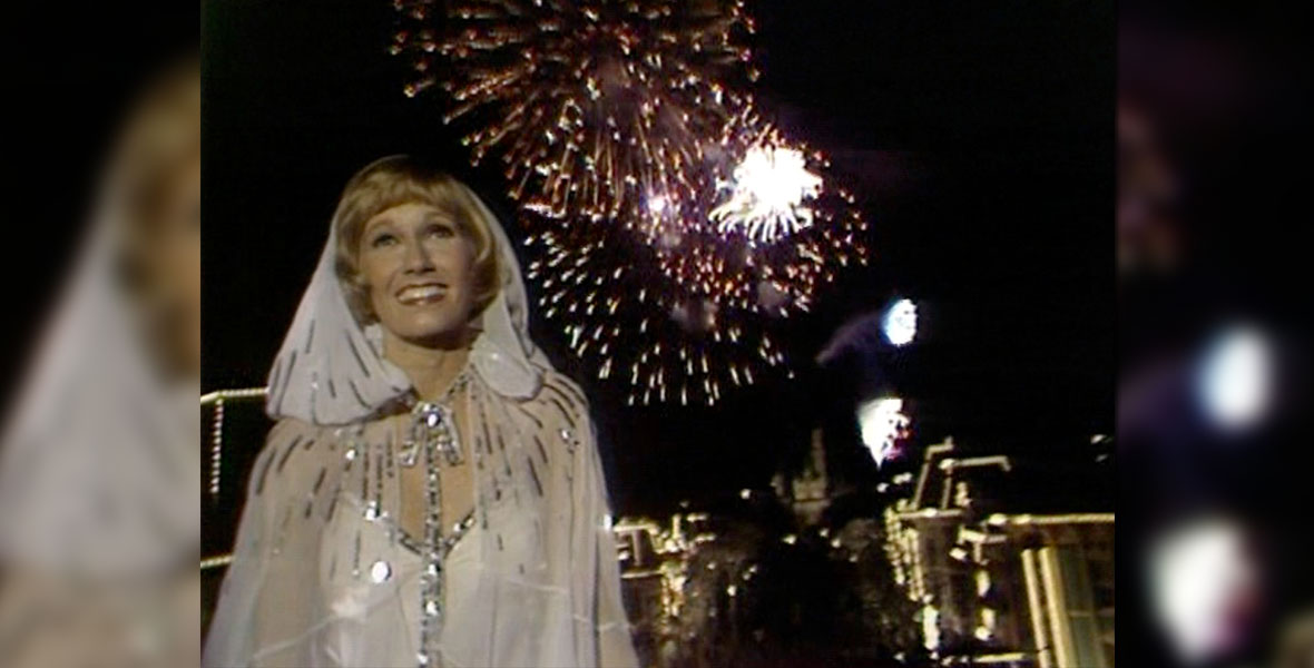 TV Special Sandy in Disneyland Airs - D23