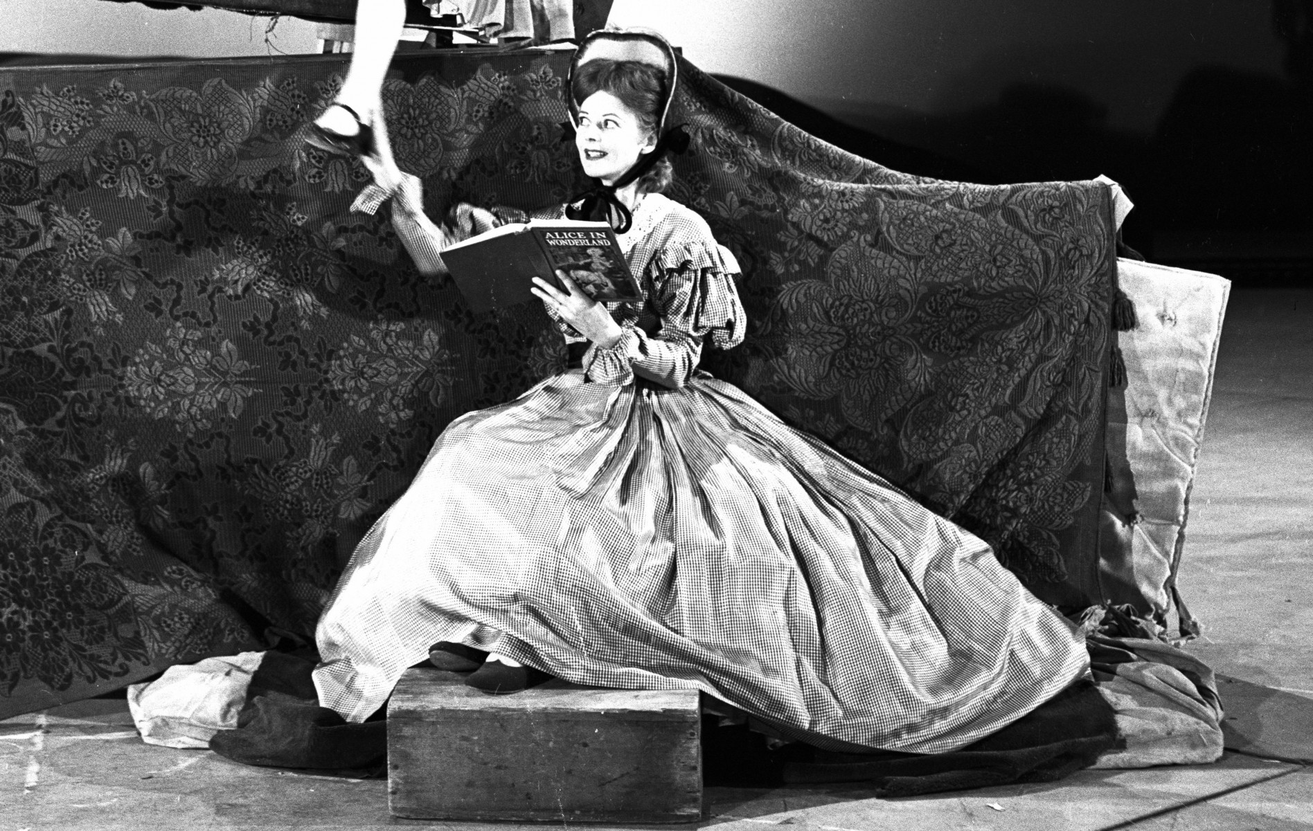 Angel, Heather - D23