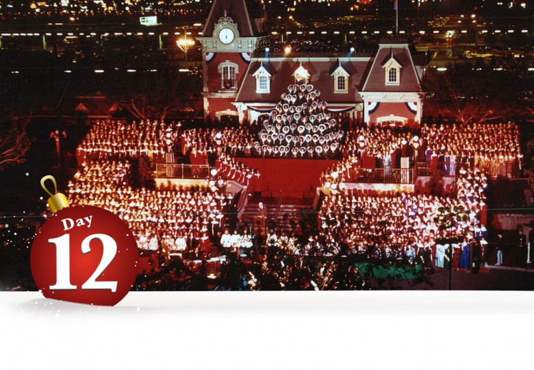 121215_article-history-of-candlelight-processional - D23