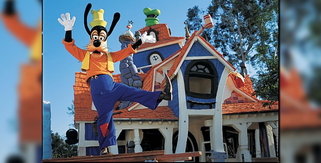 Goofys Bounce House D23