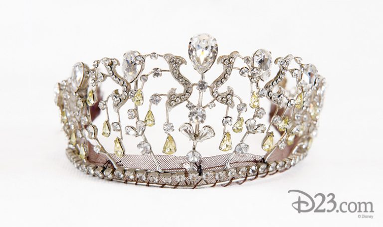 The Crowns of The Princess Diaries - D23
