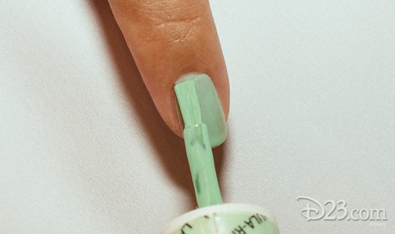 "Stained-Glass Rose" Nail Art Design - D23