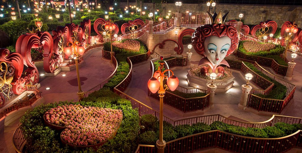 Alice in Wonderland Maze - D23