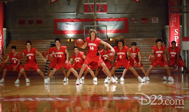 10 Reasons Why High School Musical 2 Still Puts the Music in Us More ...