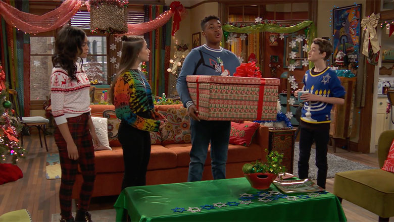 780w-440h-121520-Ravens-Home-Holiday-Special-video-iris - D23