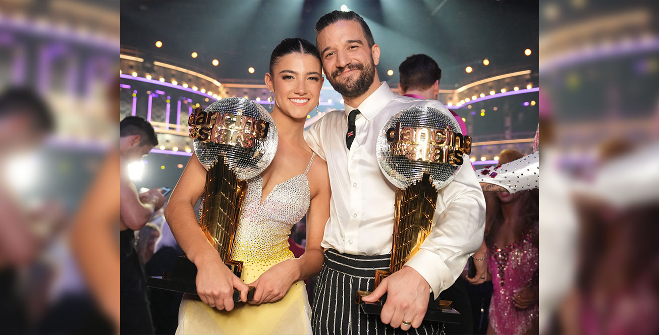 00_1180w-600h_dwts-finale_112222 - D23