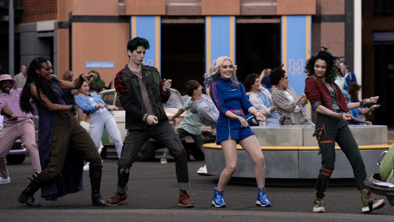 Milo Manheim and Meg Donnelly Talk Passing the Torch in ZOMBIES 4: Dawn ...